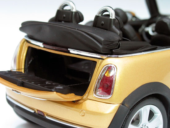 BMW Mini Cooper Convertible Gold (DC08559GL). Kyosho. Сборные и ...